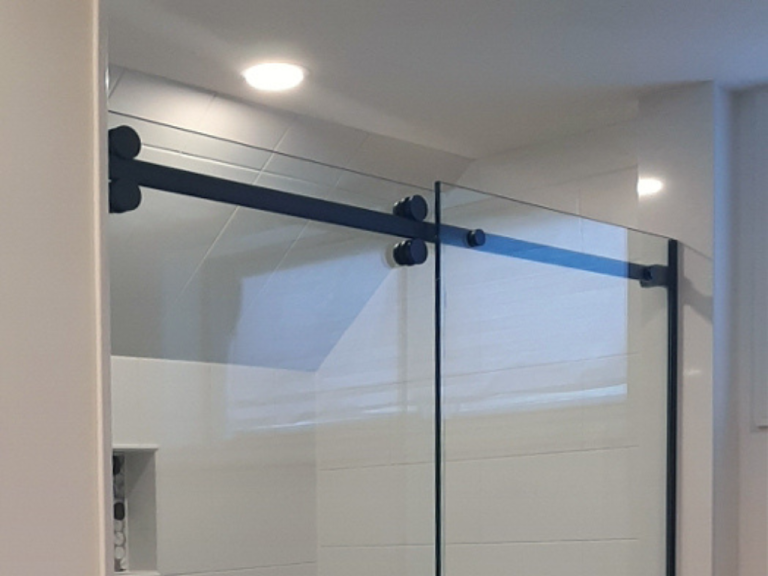Custom Glass Showers - Glass Canada